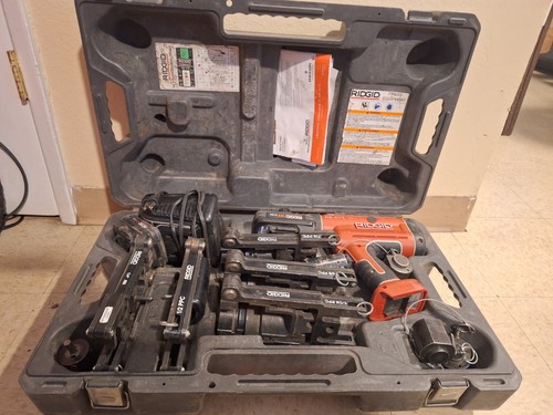 rigid rp210 press frame tool kit- with 5 Jaws, 2 batteries &1 charger ...