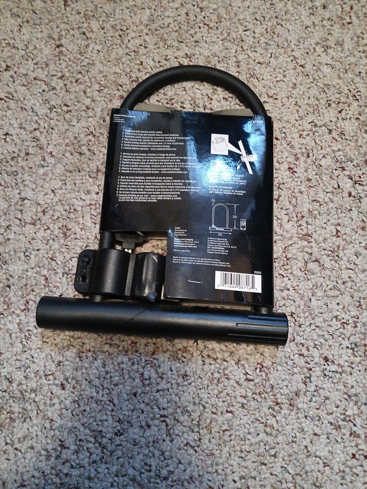 Master Lock Keyed U-Lock w/ Carrier Bracket 2 Keys Bicycle Bike 8170D ...