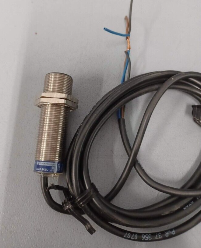 Xs1m18pa370 - Telemecanique - Xs1m18pa370 / Inductive Sensor Cable 2M ...