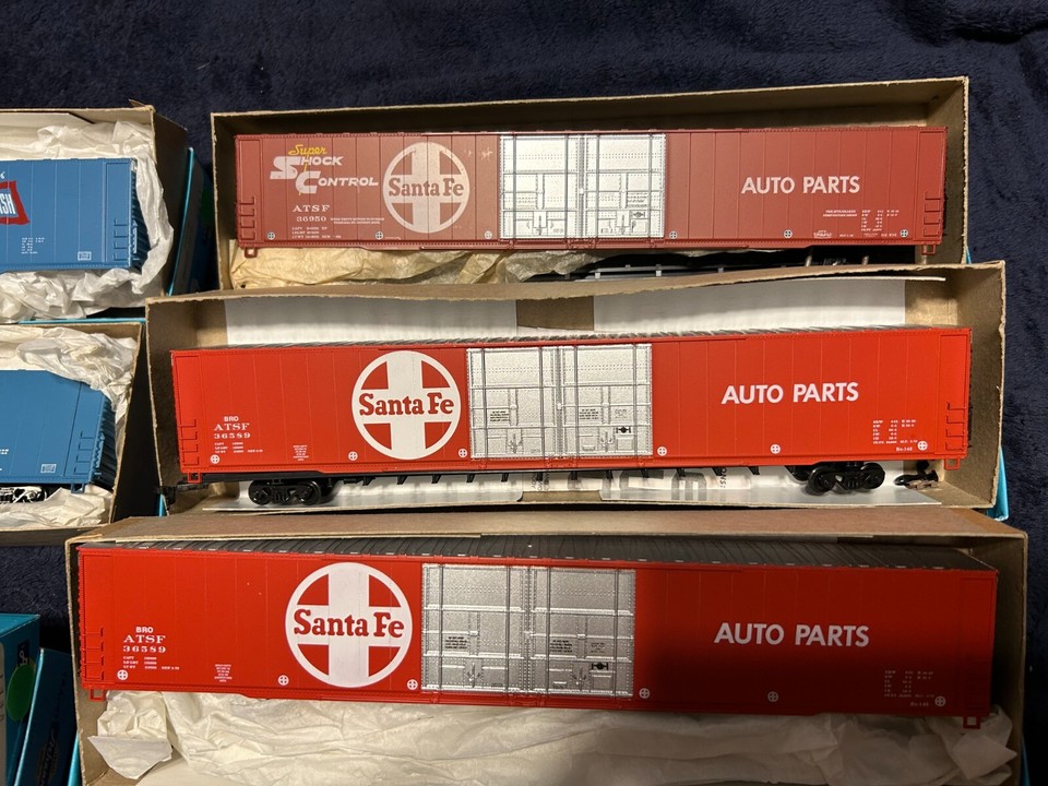 Athearn HO Scale 86 Ft Hi-Cube 4 Door Box Car Kits "Lot of 6 Cars" | eBay