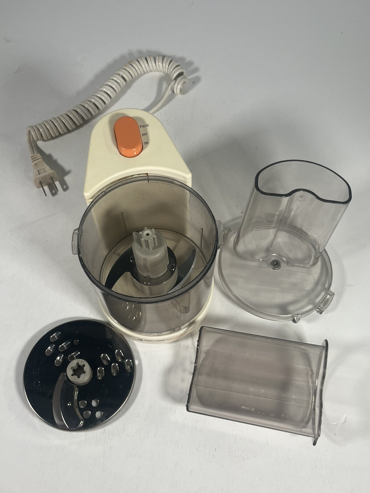 Black & Decker Handy Shortcut Micro Processor Slices Chops Shreds ...