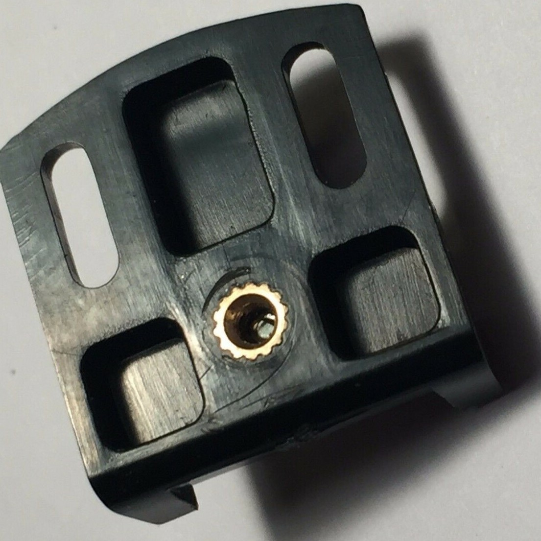 Best Audio 262-186 1/2 Inch Mount Cartridge Adapter for Dual Turntables ...