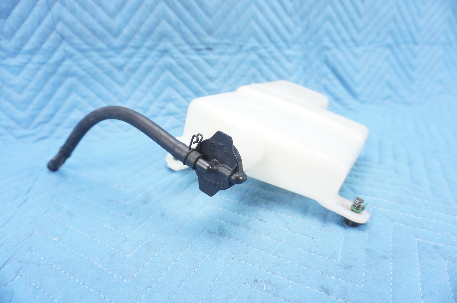 Lexus LX470 Coolant Reservoir Overflow Bottle Expansion Tank w/Cap 1998 ...