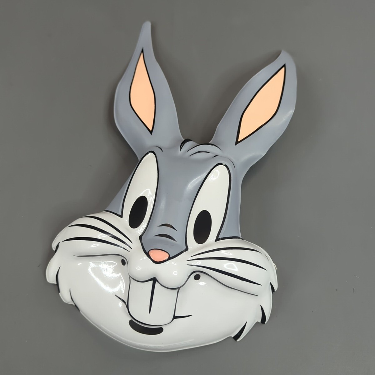 Visage De Bugs Bunny Le Tatouage Sur Le Visage, Autrefois Une Rareté,