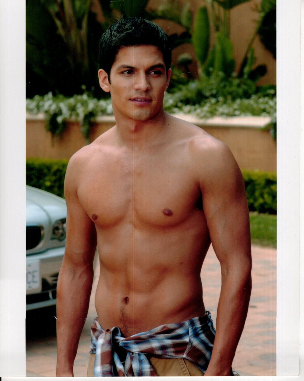 Nicholas Gonzalez Shirtless 8x10 photo #U1021 | eBay