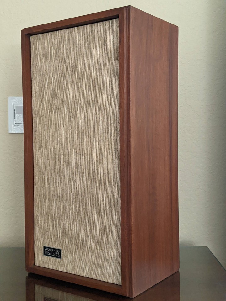 KLH 17 Model Seventeen Acoustic Suspension Loudspeaker System Made in ...
