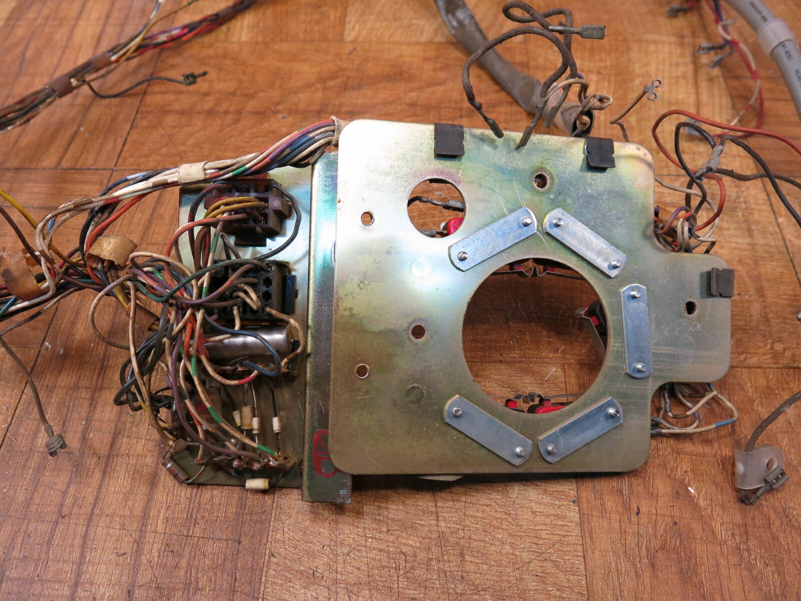 Rowe AMI Jukebox Mechanism Cam Switches w/ Wiring /Wire Harness TI1 TI2 ...