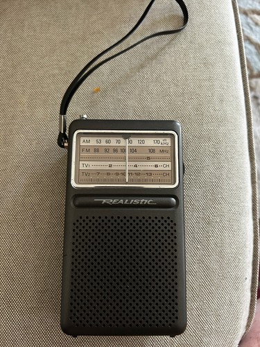 Vtg Realistic AM FM TVI TV2 Transistor Emergency Radio Model 12-614 ...