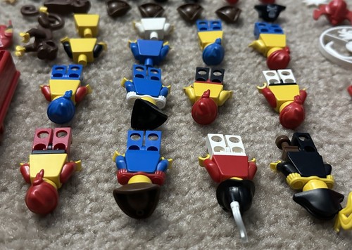 Vintage Lego Pirates 10+ Minifigure Lot - Captain Armada + Parts Monkey ...