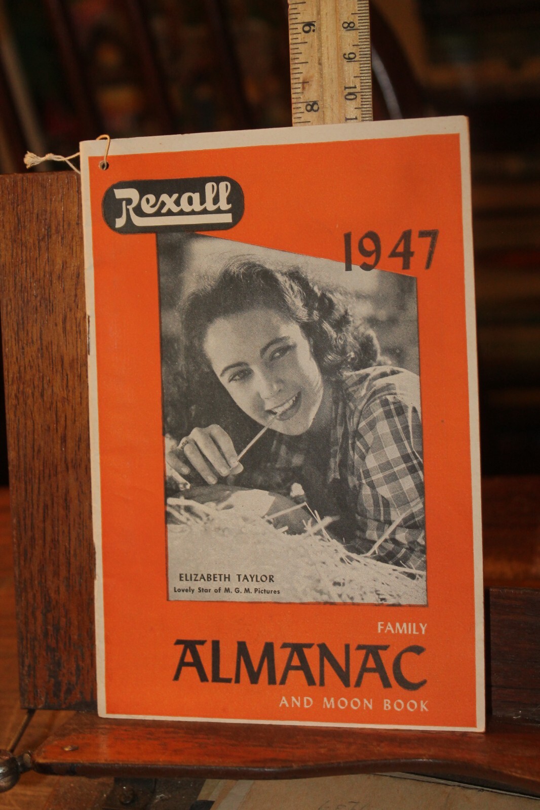 Vintage Lake City Tennessee Standard Drug Rexall 1947 Almanac Watts ...