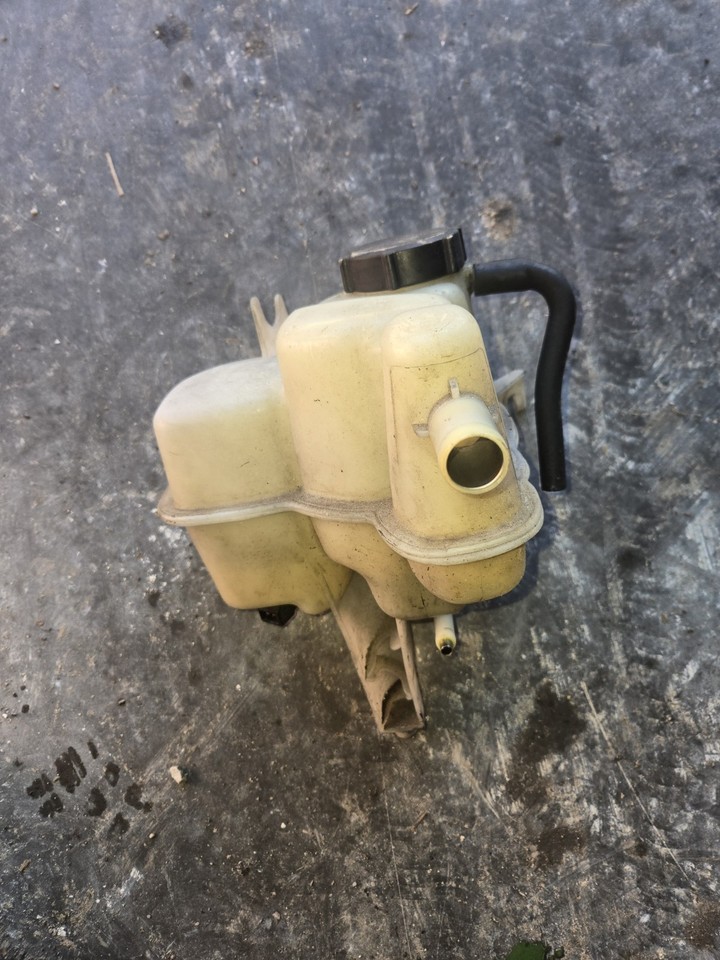 2008 Mazda Tribute Water Rezivior 4 Door SUV Car OEM Stock | eBay