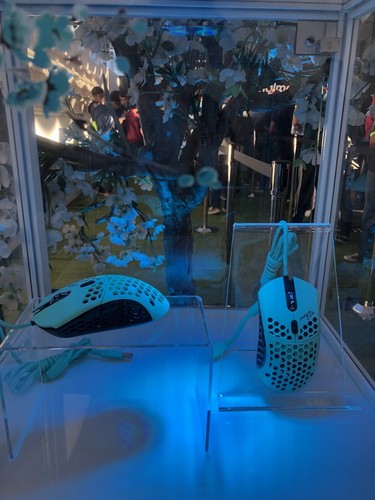 Finalmouse Air58 Ninja Gaming Mouse - Cherry Blossom Blue (Signed By ...