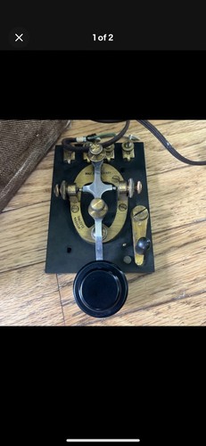 WWII Era Portable Suitcase Radio Transceiver w/ Telegraph Key ...