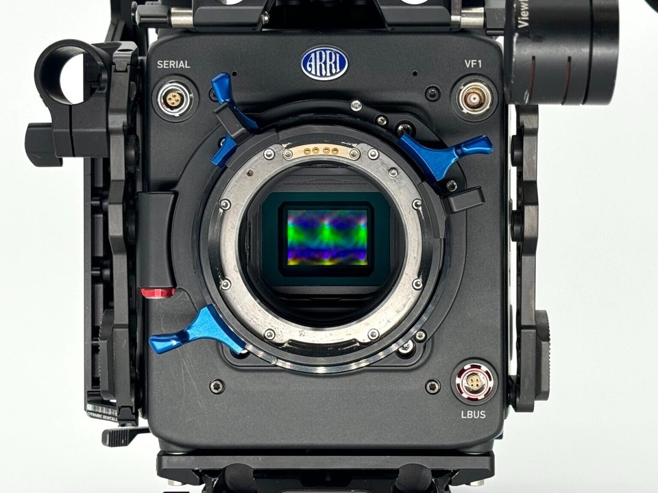 ARRI ALEXA 35 FULL KIT W/ 3x 2TB CARDS & READER!! | eBay