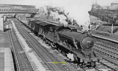 Photo 6x4 Up freight passing York Racecourse (Holgate) Platform View ...