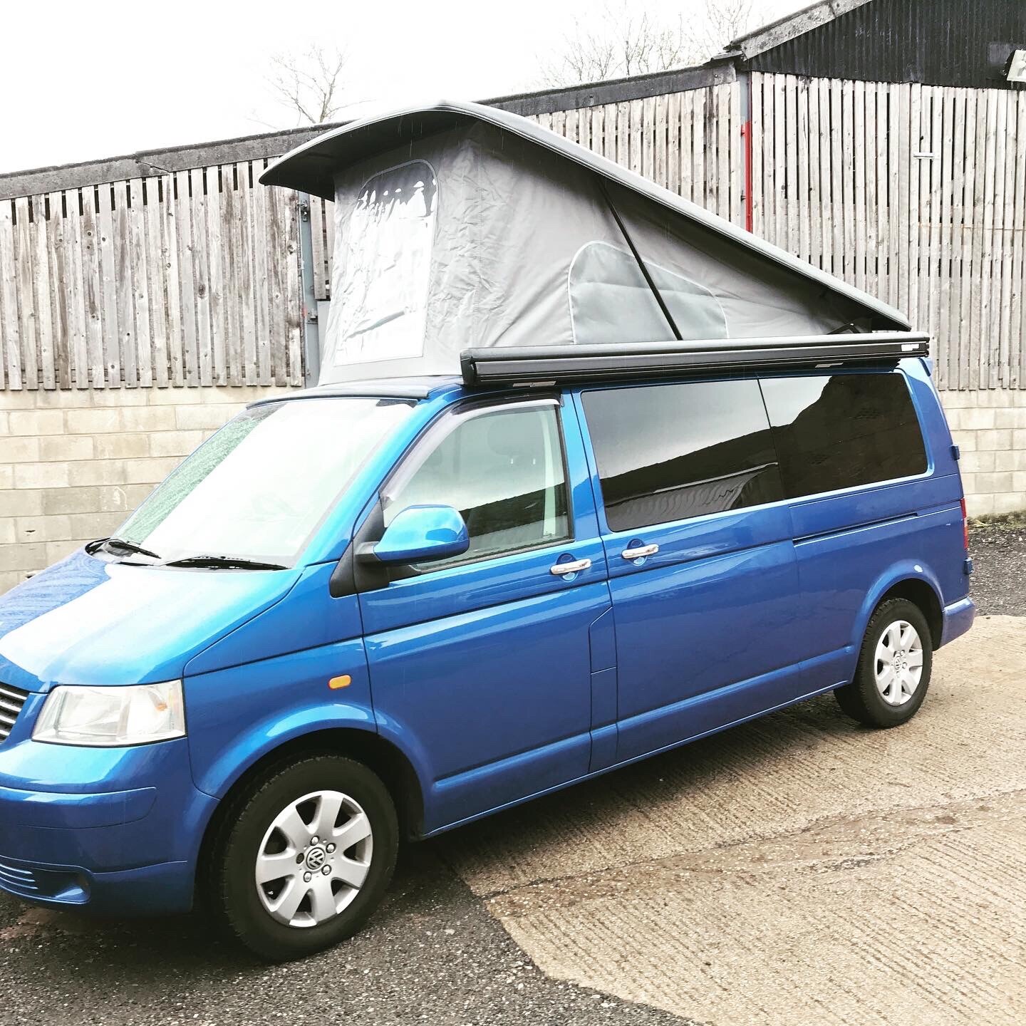 FITTED Fiamma F45s Ford Transit Custom with | Grelly UK