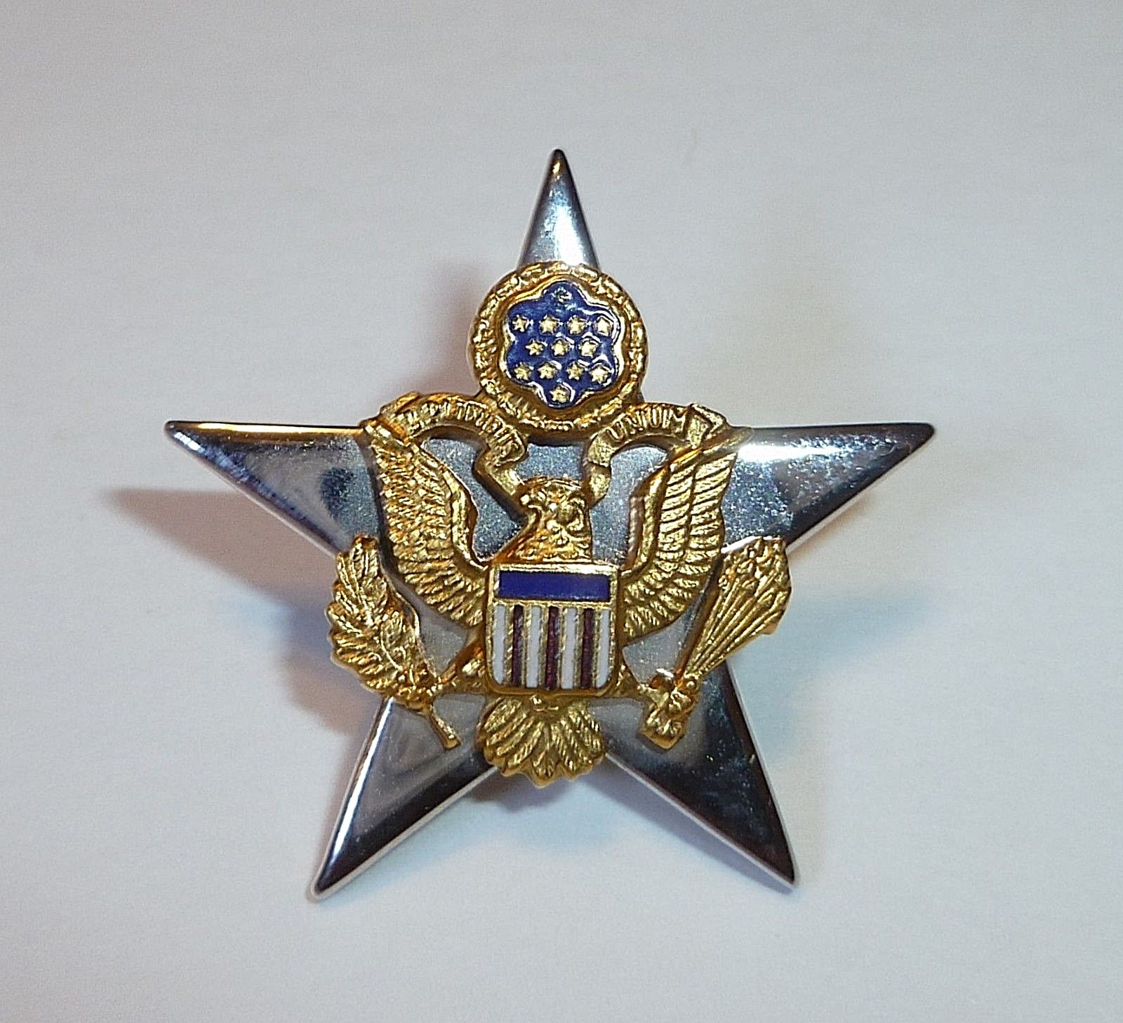 Pair Of U. S. Army Officer's Eagle Crest Star Pin Issued 1950's ...