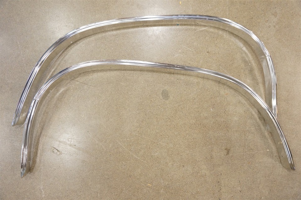 NOS 1966 Chevelle El Camino RH Rear Wheel Well Trim Fender Moldings ...