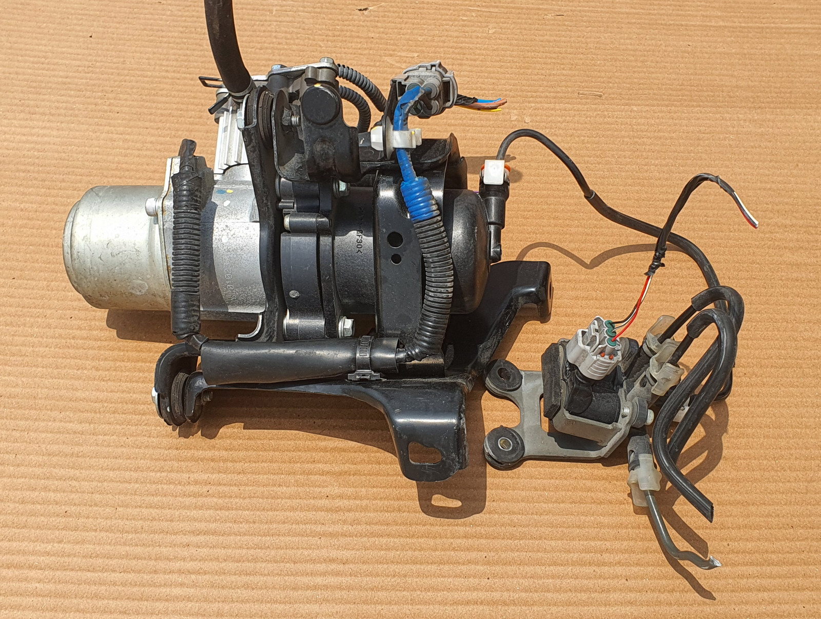 2007-2017 Lexus LS460 LS600 Air Suspension compressor 48914-50030 oem ...