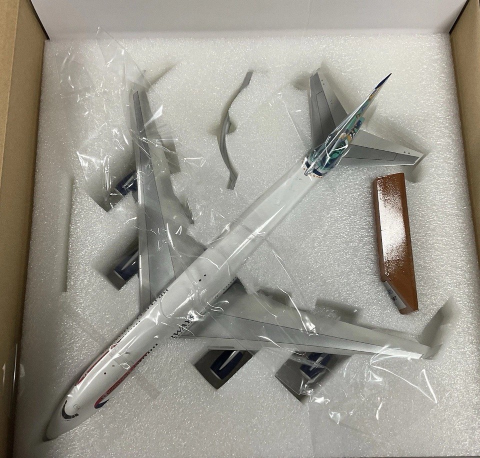 Inflight 200 British Airways Nalanji Dreaming Boeing 747-400 G-BNLN 1: ...