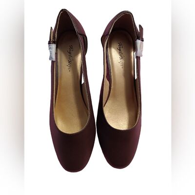 Beautiful Brand New Angel Steps Naomi Pumps | eBay