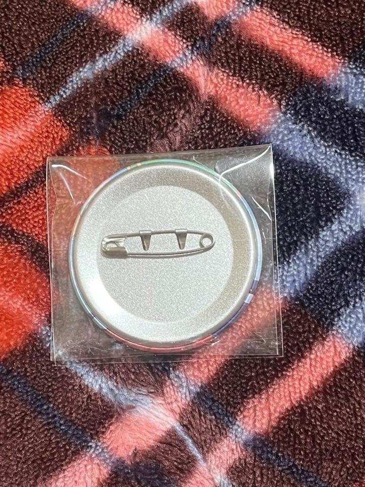 Proseca An Shiraishi Can Badge | eBay Australia