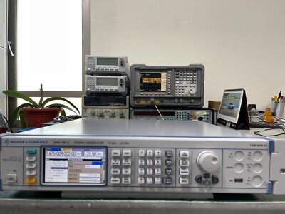 Rohde & Schwarz SMA100A 9kHz - 6GHz Analog Signal Generator _ 103071-aV ...
