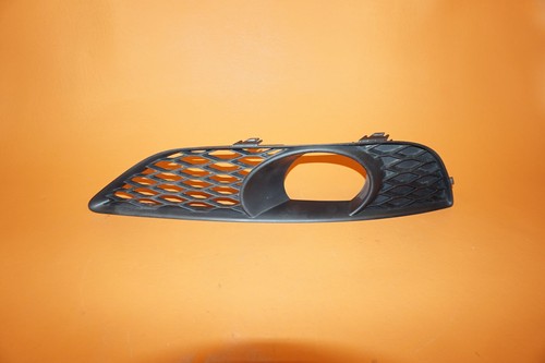 AUDI Q7 GRILLE FOG LIGHT COVER 2010 2011 2012 2013 2014 2015 4L0 807 ...