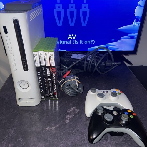 Xbox 360 Original White Console Bundle w/ 2 Wireless Controller Tested ...