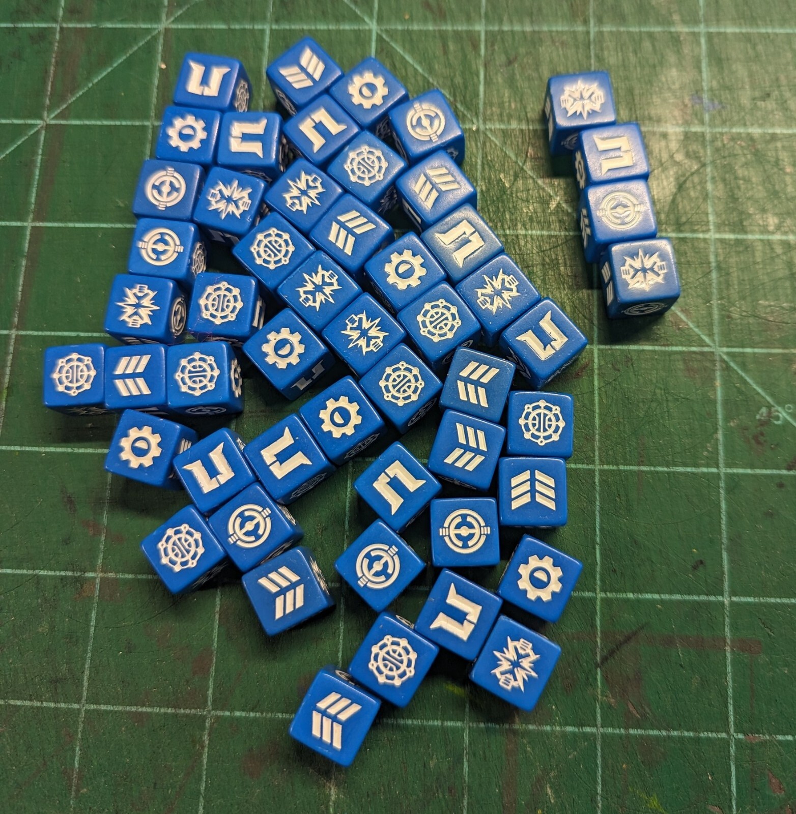 Star Wars Clone Wars Blue Six Sided Dice Quantity Of 52 Gaming Gambling | eBay