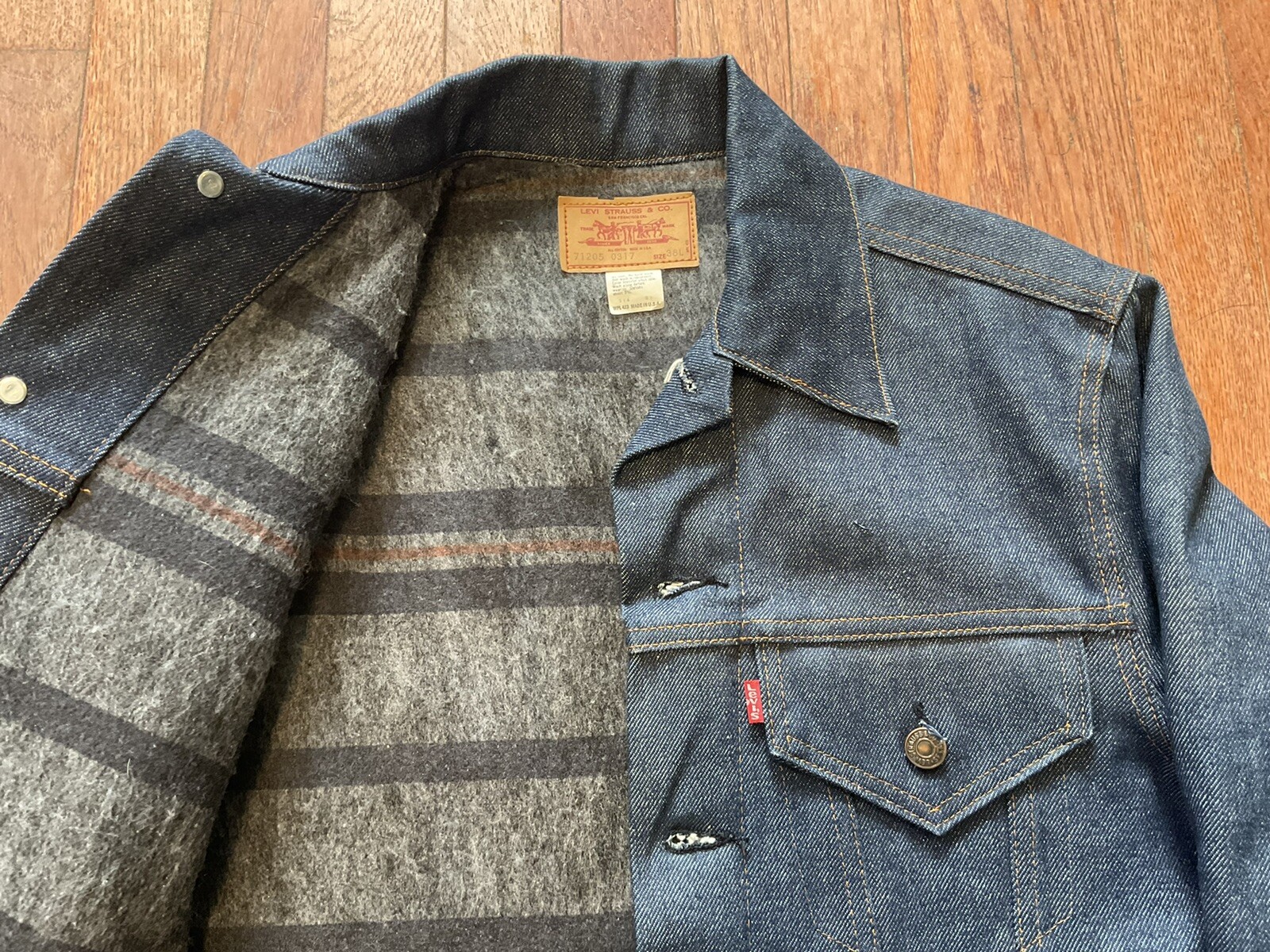 True Vintage Deadstock MINT Levis Type III Jacket Raw Denim Blanket ...