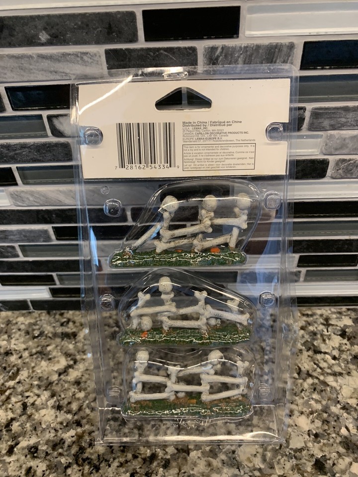 LEMAX SPOOKY TOWN “BONE FENCE” WITH SKELETONS & SKULLS~#54334~SET OF 3 ...