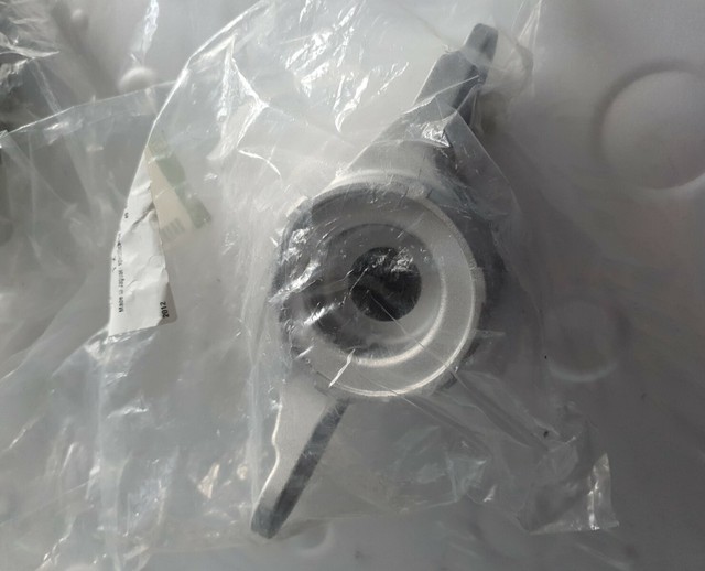 Genuine Jaguar XE XF Rear Upper Shock Absorber Damper Mounting Left ...