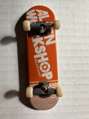 Vintage Alien Workshop Tech Deck Fingerboard Skateboard Rare Side Step ...