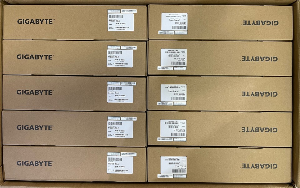 Gigabyte MS03-CE0 LGA-4677 Intel Xeon Platinum 8480 ES 1.9ghz 56C/112T+64GB RAM | eBay