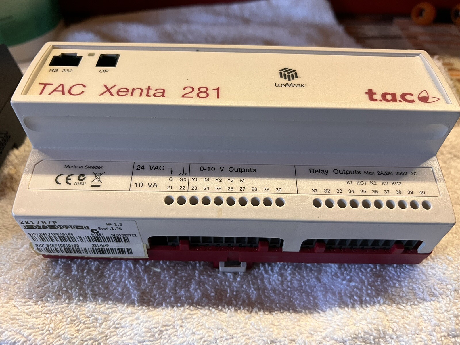 Schneider Electric TAC Xenta 281/N/P 007300300 with base. 0-073-0030-0 ...