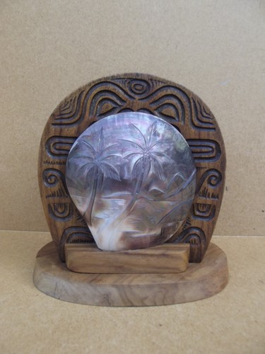 antique Polynesian atmosphere lamp Tahiti chiseled mother-of-pearl and ...