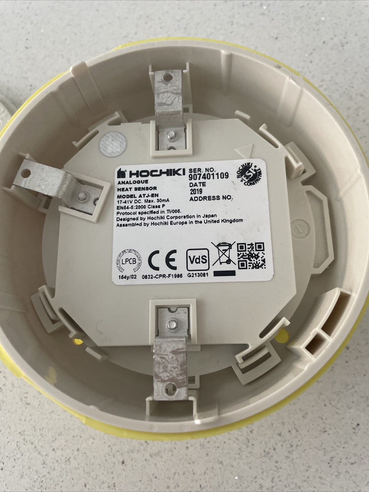 HOCHIKI ANALOGUE HEAT SENSOR MODEL ATJ-EN With Base | eBay UK