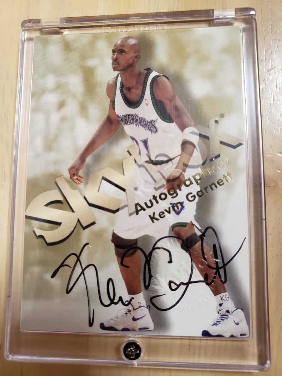 1998 -99 Skybox Autographics KEVIN GARNETT Auto / Autograph 1998 -99 Skybox Autographics KEVIN GARNETT Auto / Autograph