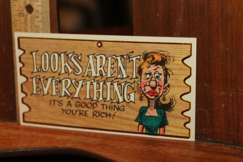 Vintage 1959 TOPPS Wacky Plak Trading Card Postcard 41 Looks Aren't ...