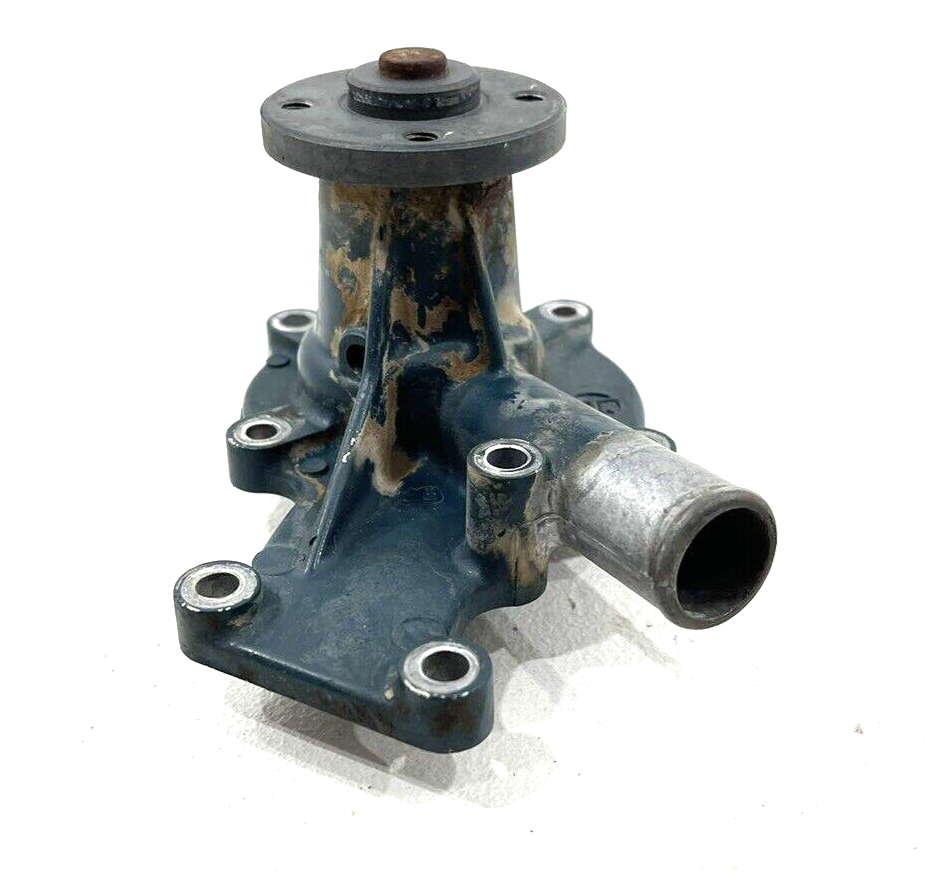 Genuine OEM Kubota D902 3-Cylinder Diesel Engine Water Pump Assy 1E051 ...