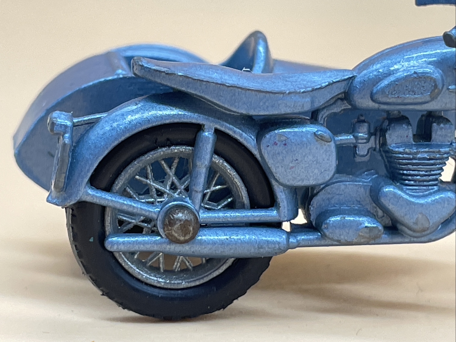 Triumph Matchbox Lesney Motorcycle T110 Sidecar Box and sidecar No.4 ...