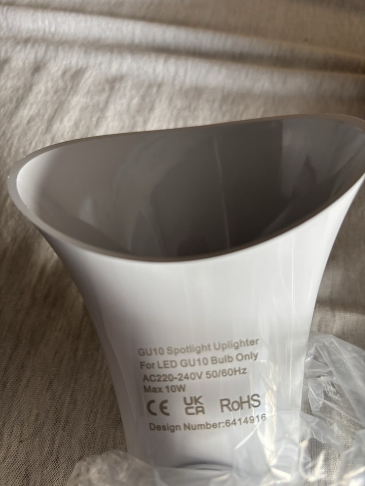 Auraglow Plugin GU10 Spotlight Uplighter Wall Wash Light Plug Socket ...