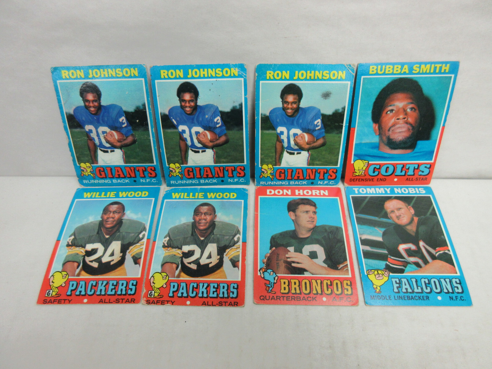 Group of 81 1971 Topps NFL Football Cards Patriots Dolphins Cowboys ...