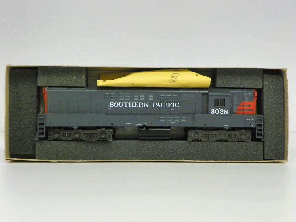 ATHEARN HO M/A "SOUTHERN PACIFIC" DUMMY TRAINMASTER LOCOMOTIVE #3028 | eBay