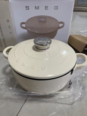 Smeg cast iron pot | eBay