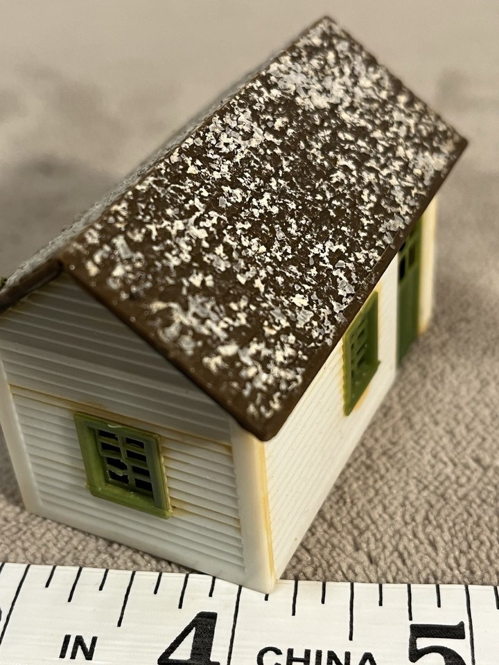 HO Scale Buildings Built, German Out Buildings | eBay
