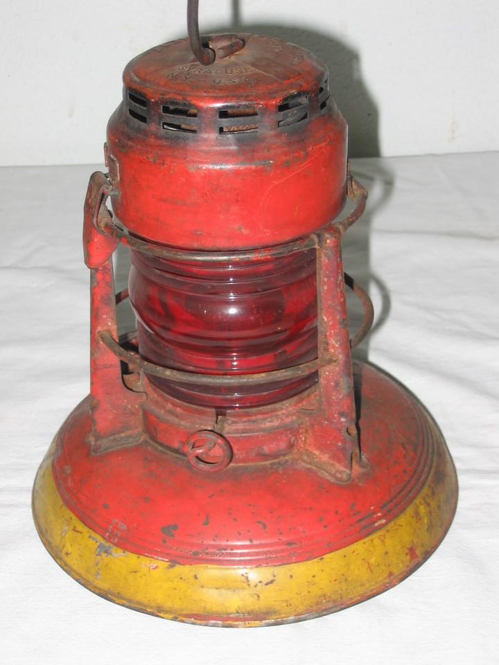 Antique Dietz No.40 Warning Lantern, "Traffic Gard" w/Handlan No.57 Red ...