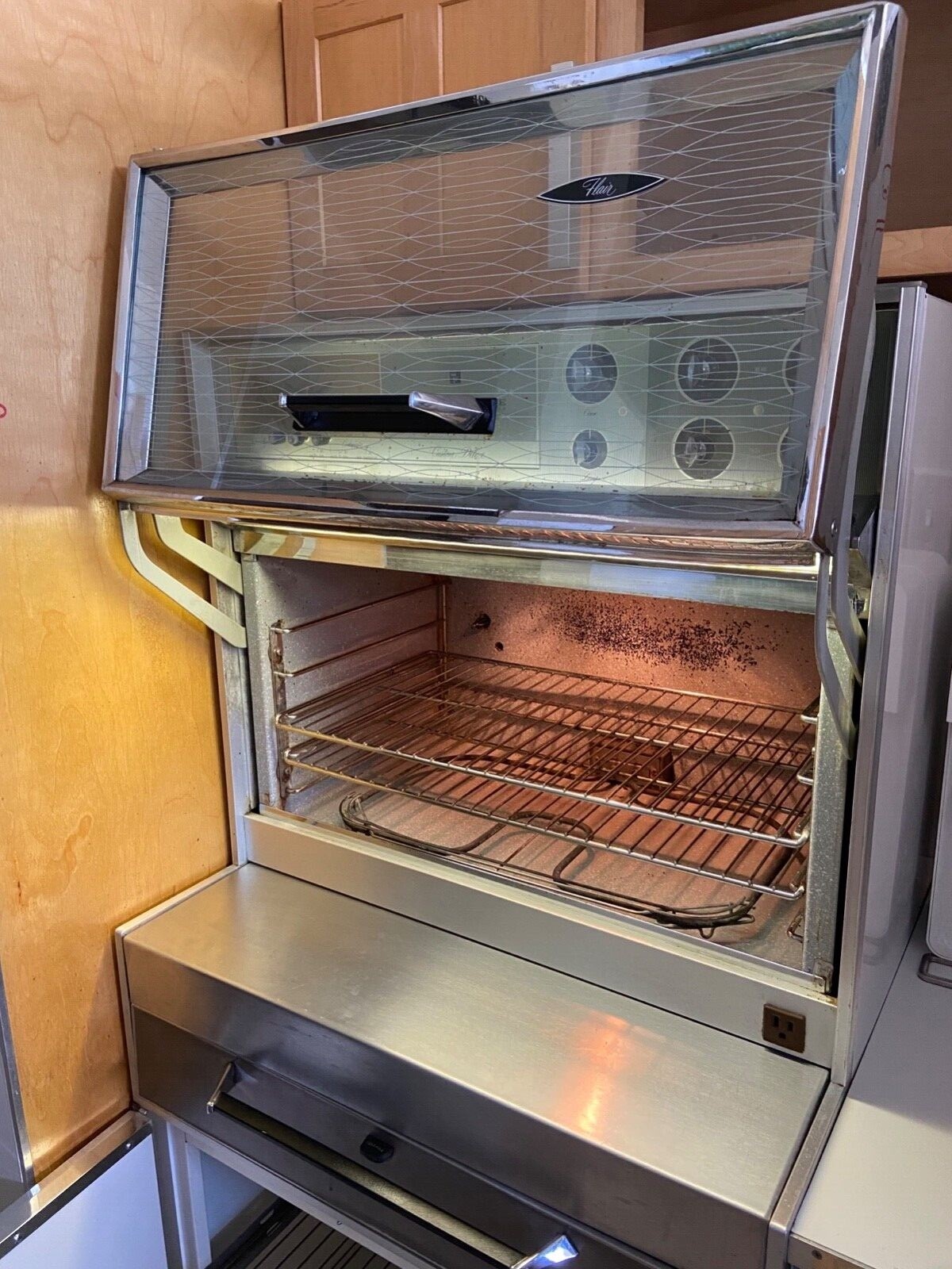 vintage oven - Frigidaire Flair 1960s with pull out cooktop | eBay