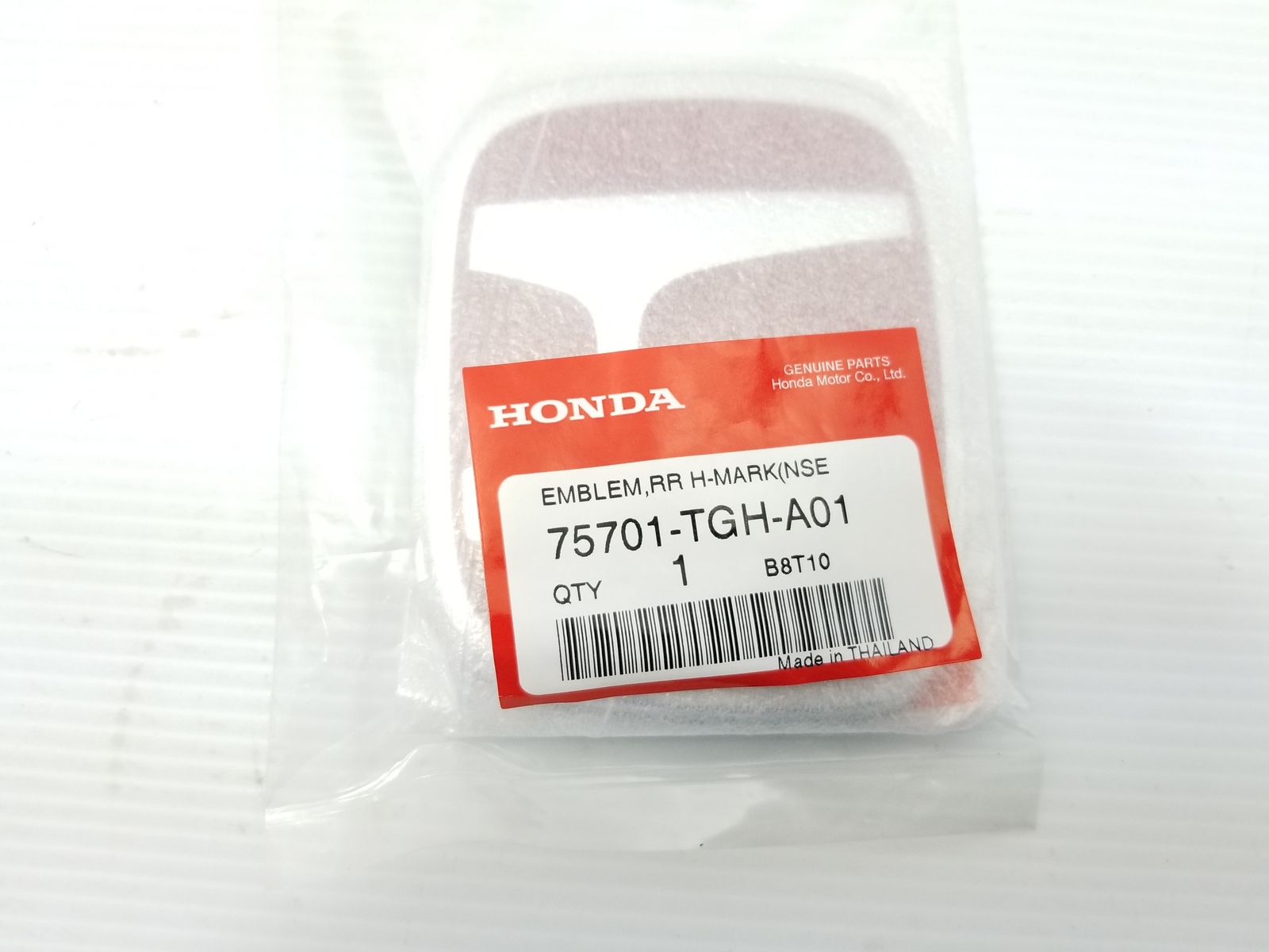 Genuine OEM Honda 75701-TGH-A01 Rear Red Chrome Emblem Badge 2016-19 ...